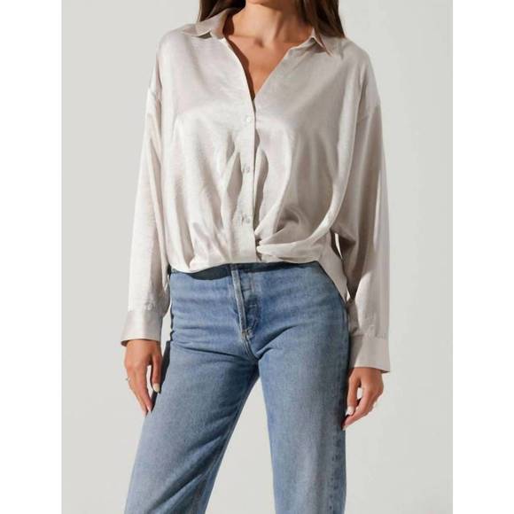 Astr | Tops | New Astr Corrine Long Sleeve Top In Silver | Poshmark